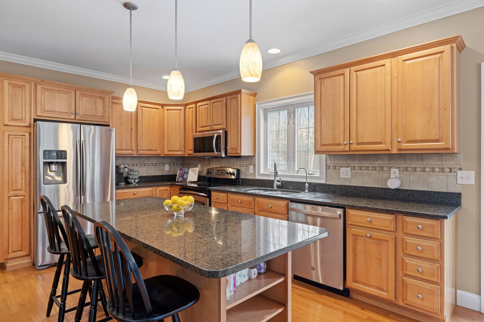 Exploring the Beauty and Durability of Granite Countertops: Pros and ...
